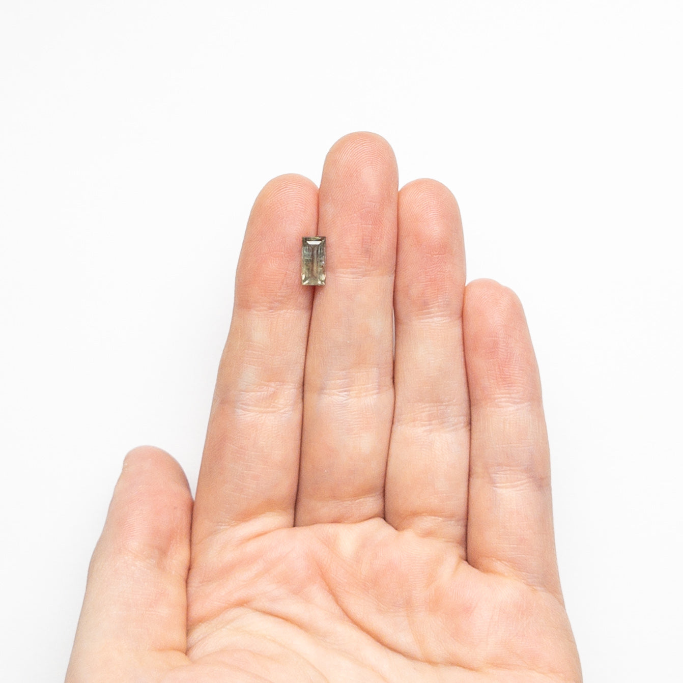 1.32ct 8.53x4.11x3.29mm Rectangle Step Cut Sapphire 23959-02 - Misfit ...