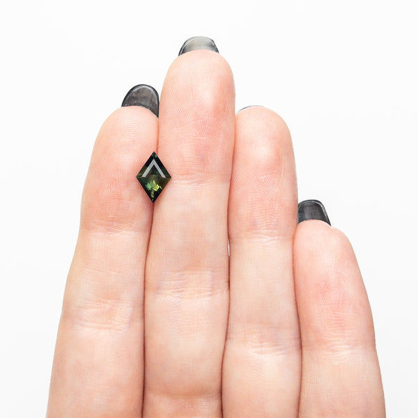 1.02ct 9.57x6.54x3.58mm Kite Step Cut Sapphire 26513-01 - Misfit Diamonds