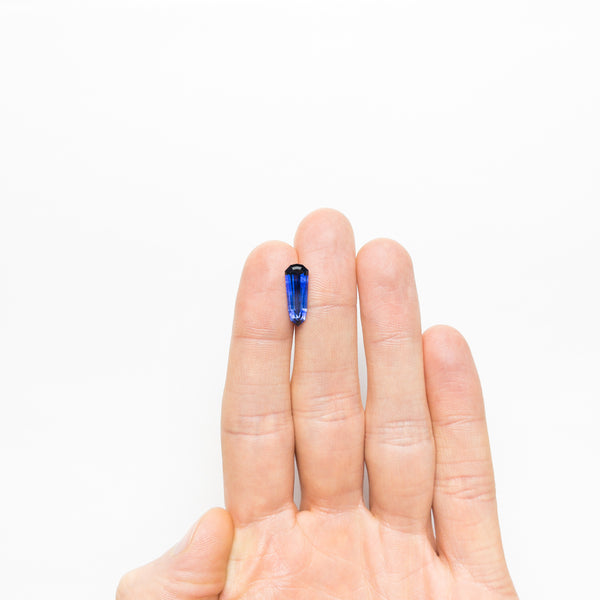 3.65ct 16.66x6.33x3.84mm Shield Step Cut Sapphire 19508-01 - Misfit ...