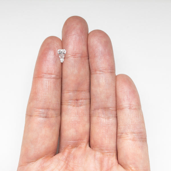 0.43ct 7.70x5.11x2.12mm VS2 E Shield Step Cut 19677-02 - Misfit Diamonds