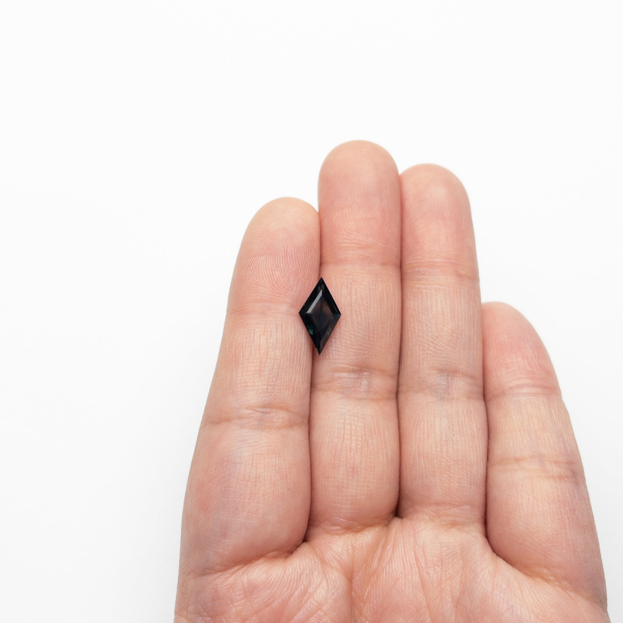 2.01ct 13.52x7.38x3.43mm Lozenge Step Cut Sapphire 22767-01 - Misfit ...